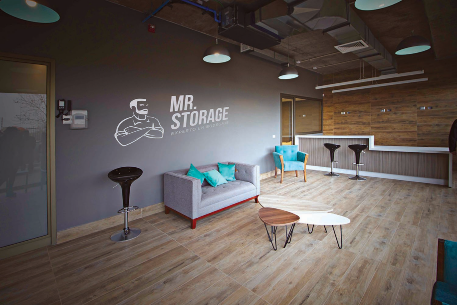 International Facility of the Year: Mr. Storage,Santiago, Chile - Mini ...